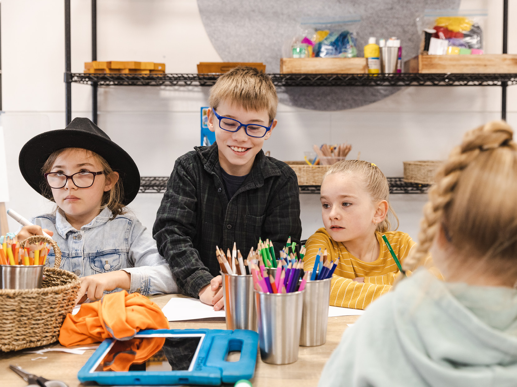 Raise your hand - Be You